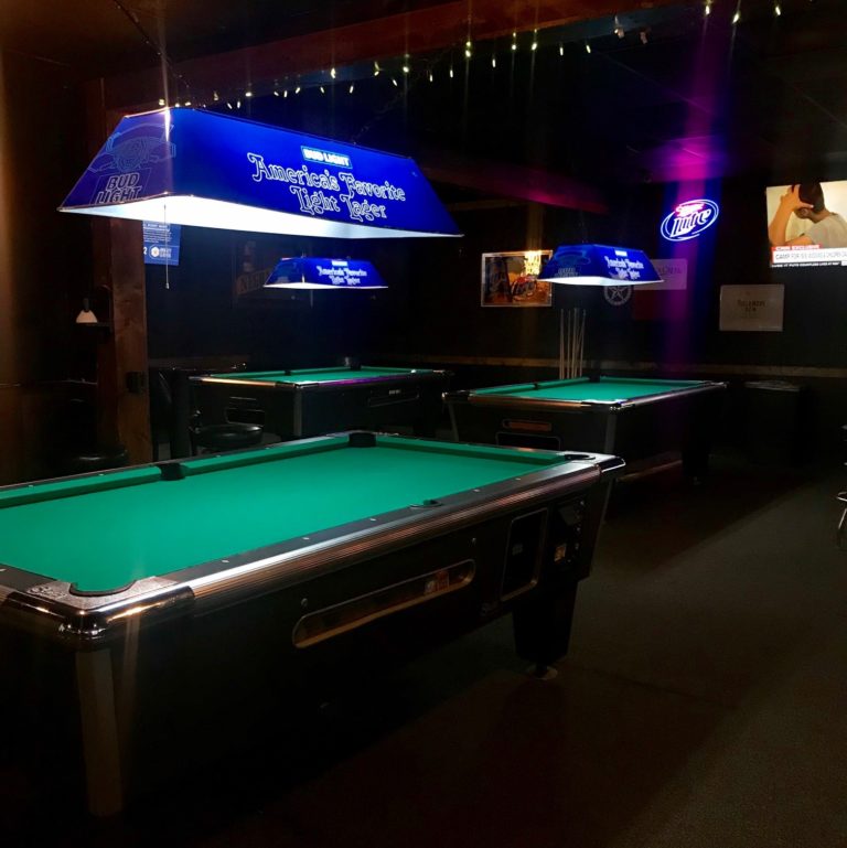 EinStein's Pub: Bar in Katy, TX
